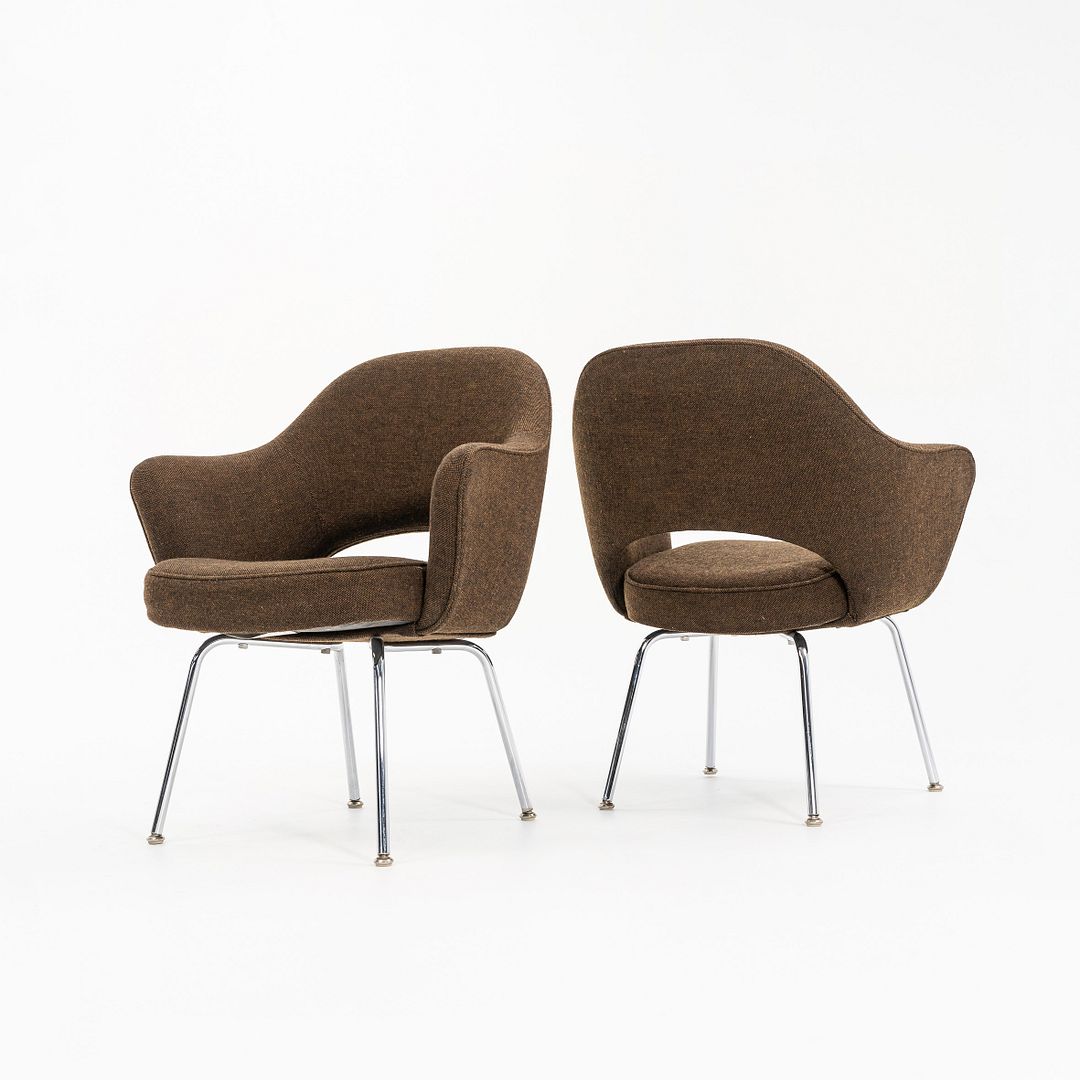 Saarinen Executive Desk Chair Model 71 USB