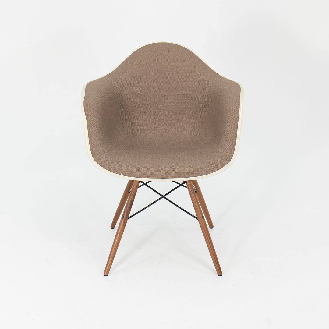 Daw chair store